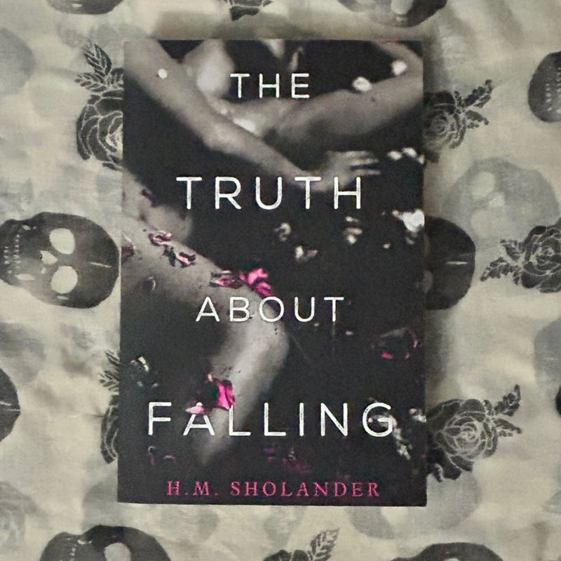 The Truth about Falling by H. M. Shoalnder, Paperback | Pangobooks