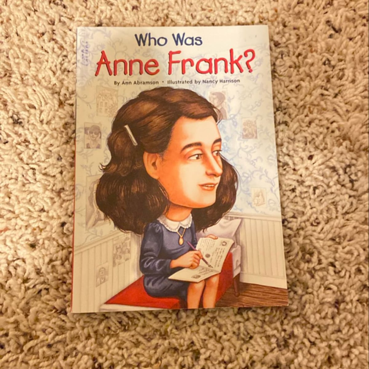 Who Was Anne Frank? by Ann Abramson, Who HQ