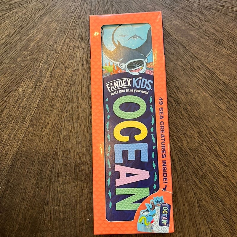 Fandex Kids: Ocean by Workman Publishing, Paperback | Pangobooks