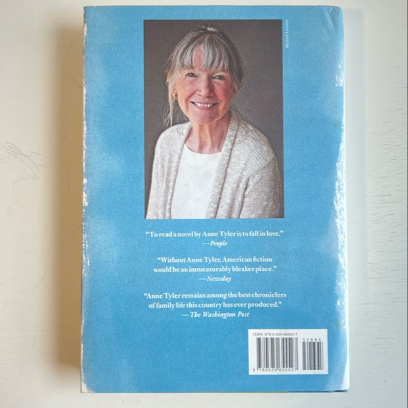 Clock Dance by Anne Tyler, Hardcover | Pangobooks