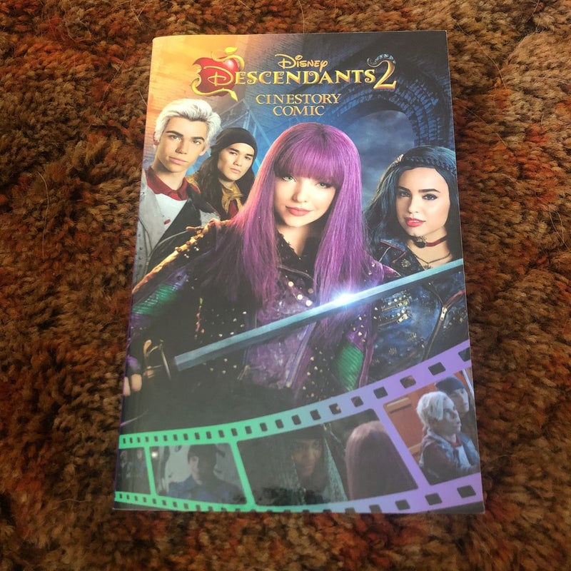 Disney Descendants 2 Cinestory Comic