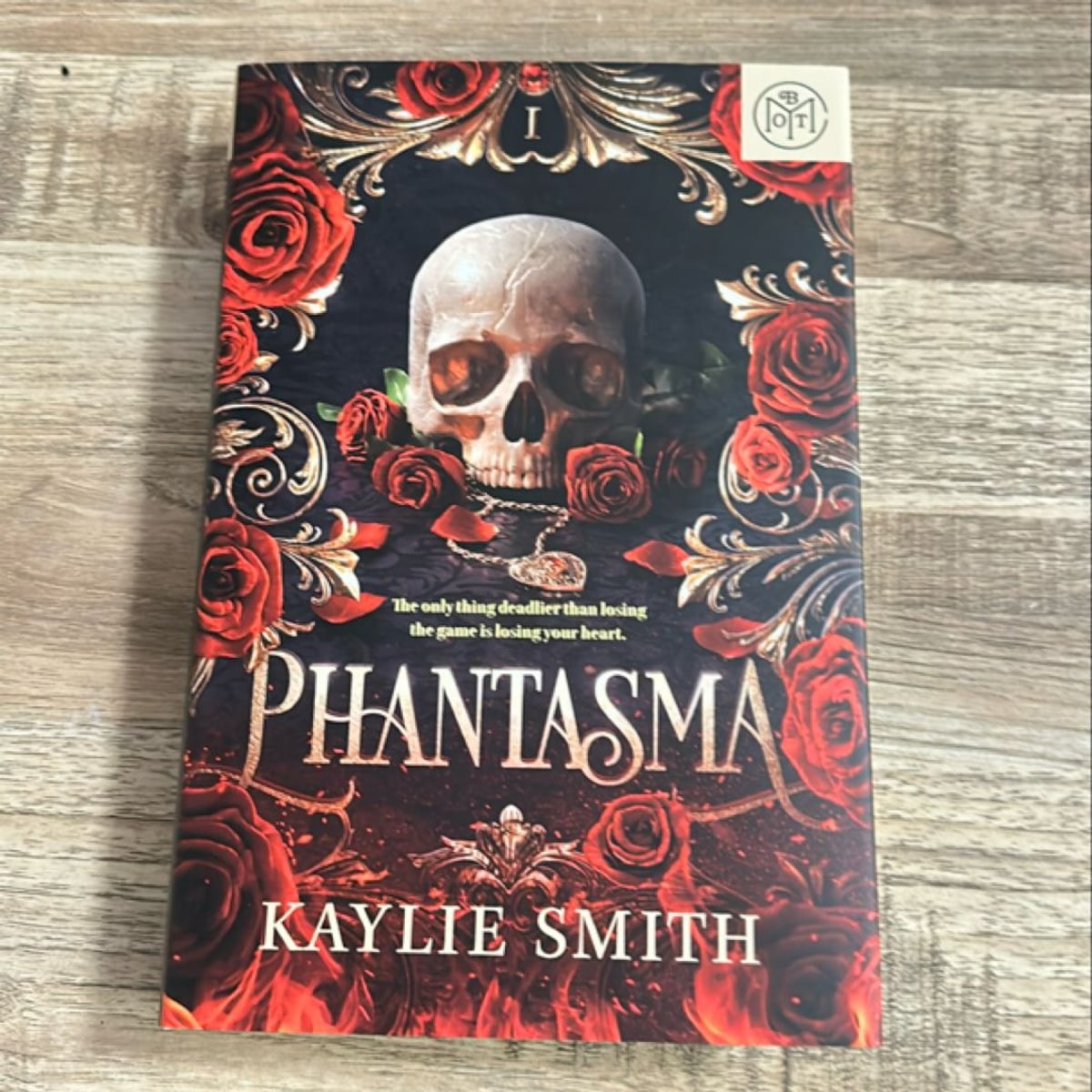 Phantasma by Kaylie Smith, Hardcover | Pangobooks