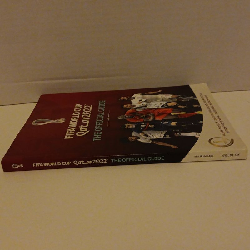 FIFA World Cup Qatar 2022: the Official Guide by Keir Radnedge
