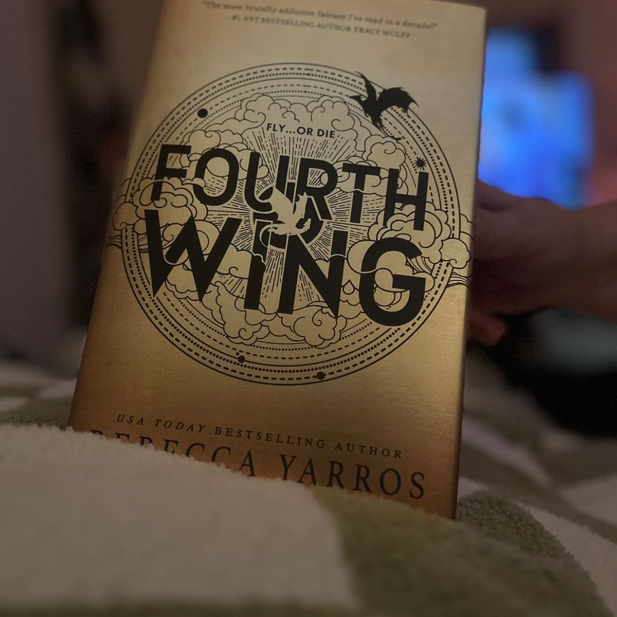 Fourth Wing by , Hardcover | Pangobooks