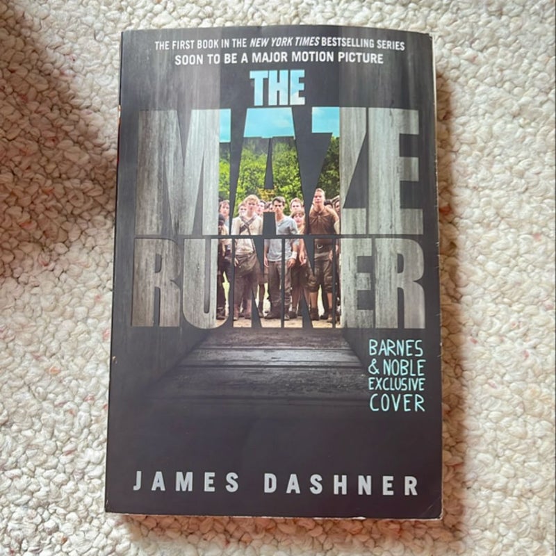 The Maze Runner by James Dashner, Paperback | Pangobooks