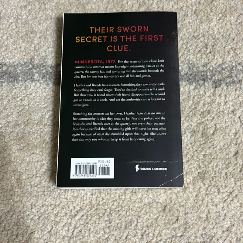 The Quarry Girls by Jess Lourey, Paperback | Pangobooks