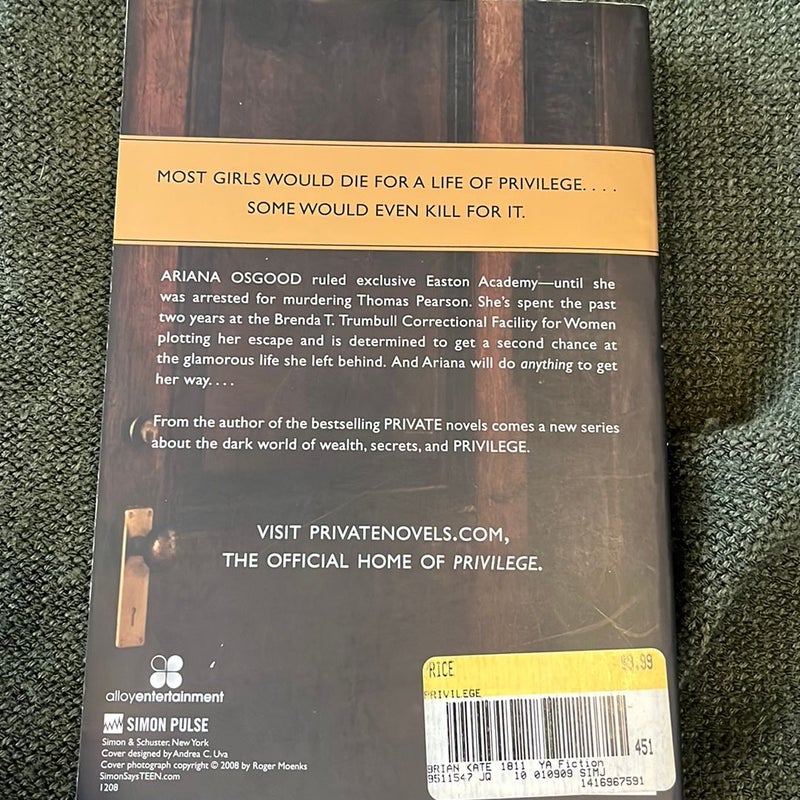 Privilege by Kate Brian, Paperback | Pangobooks