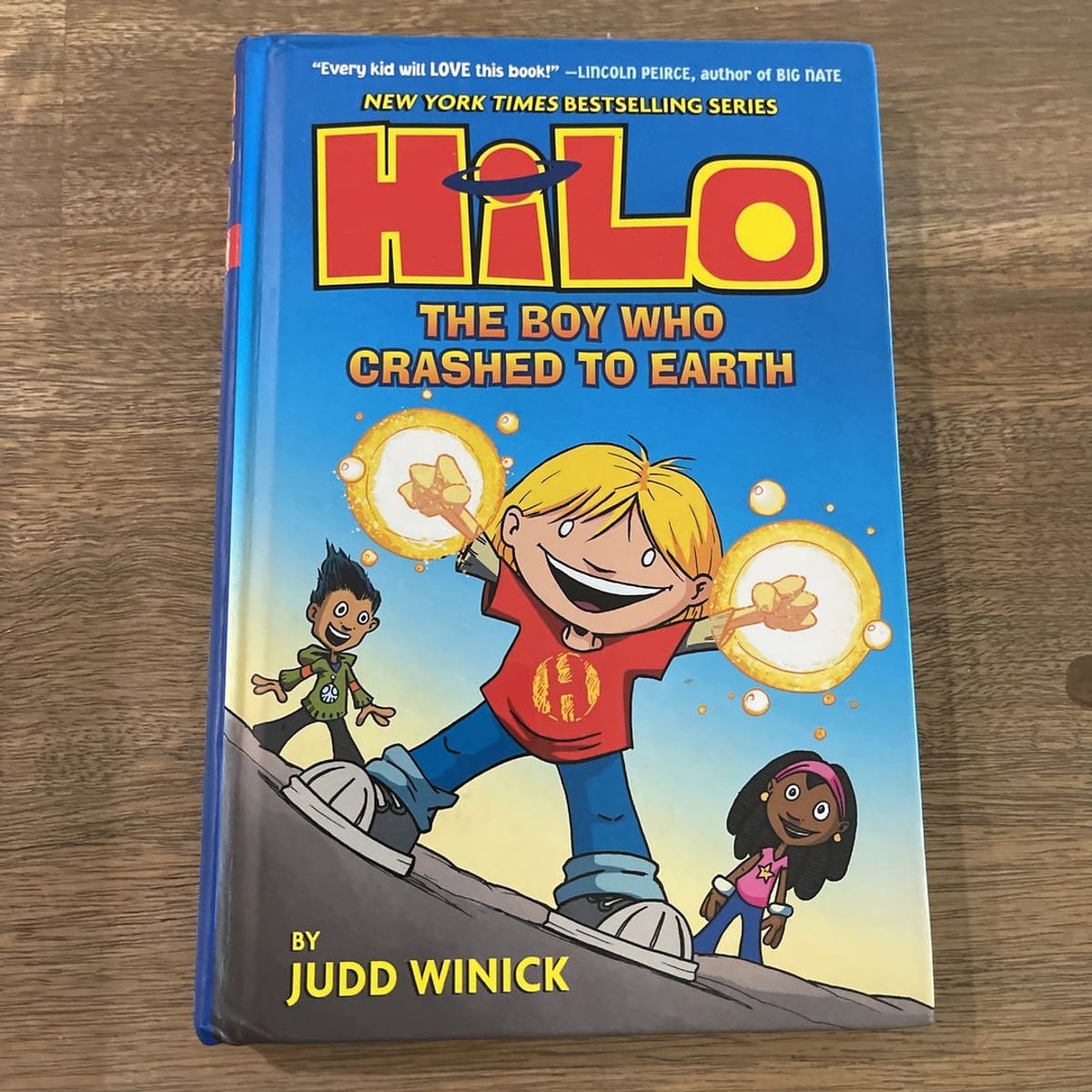 Hilo Book 1: the Boy Who Crashed to Earth by Judd Winick, Hardcover ...