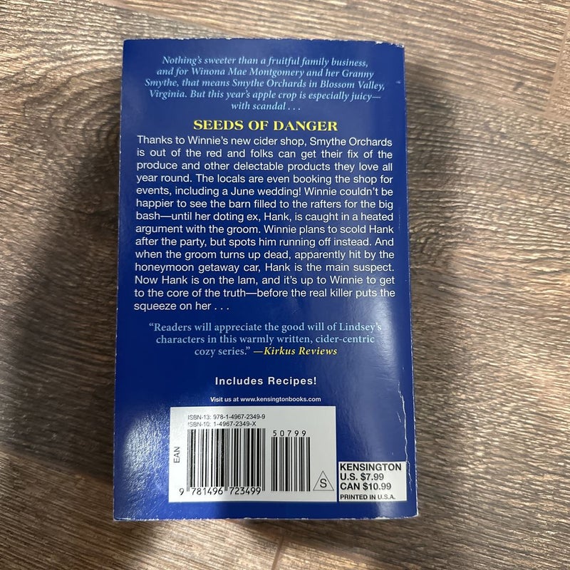 Pulp Friction by J. Lindsey, Paperback | Pangobooks