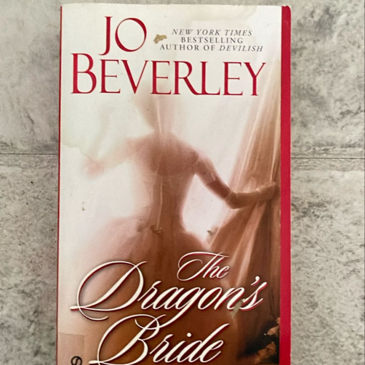 The Dragon’s Bride by Jo Beverly , Paperback | Pangobooks