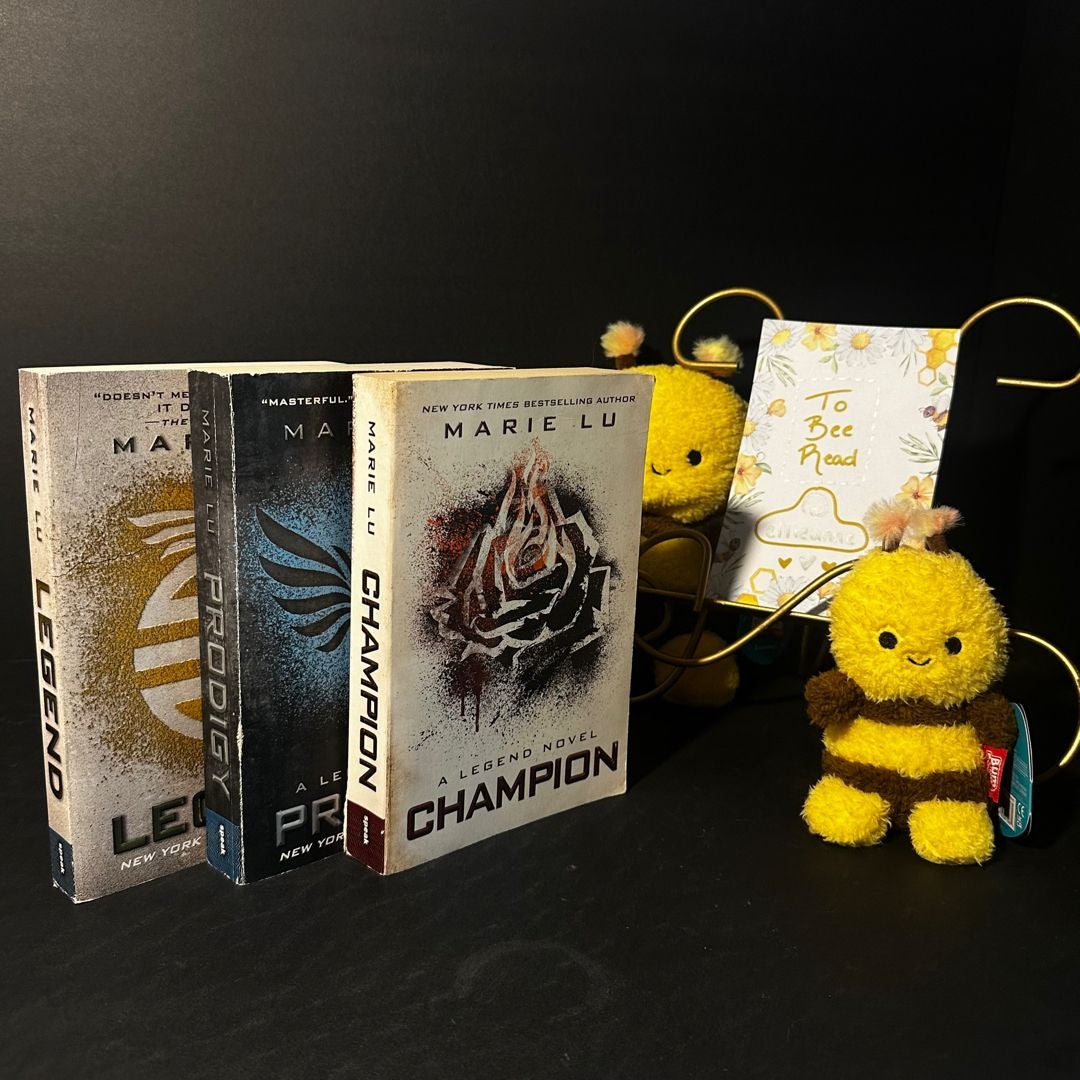 Legend Trilogy (DnD) by Marie Lu, Paperback | Pangobooks