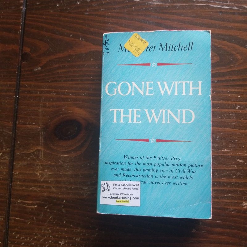 Gone with the Wind by Margaret Mitchell, Paperback | Pangobooks