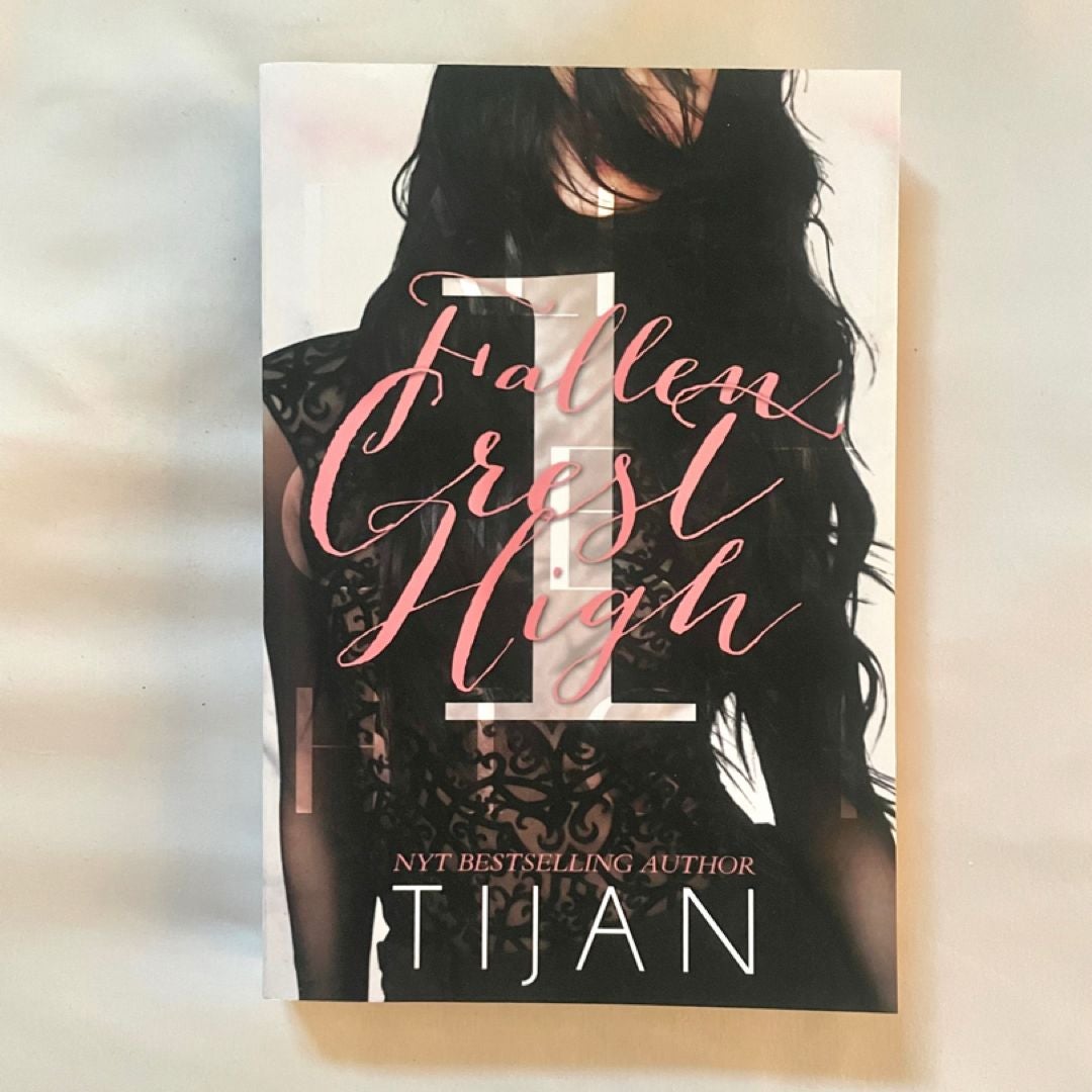 Fallen Crest High by Tijan