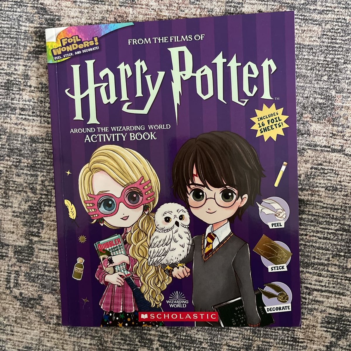 Around the Wizarding World Activity Book (Harry Potter: Foil Wonders ...