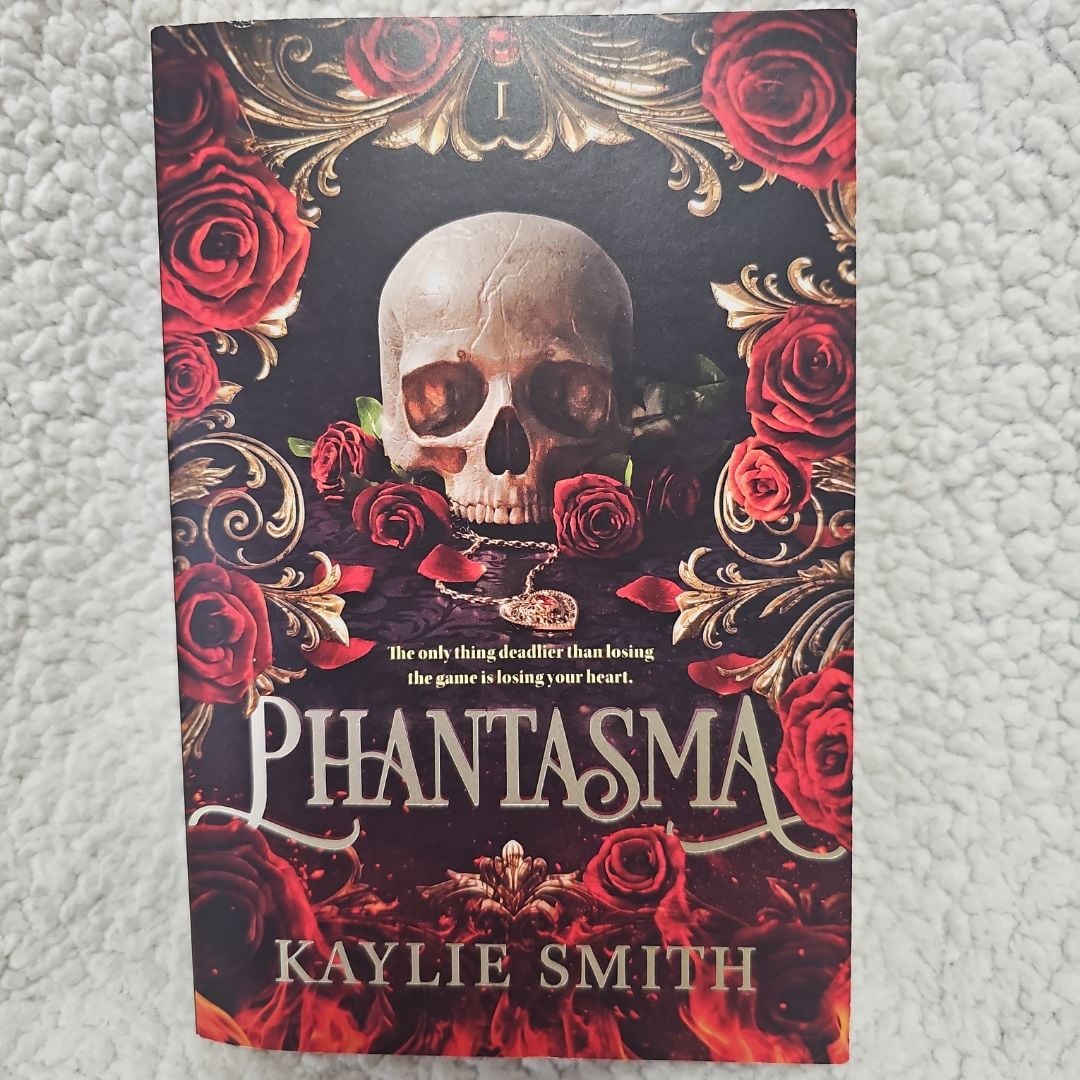 Phantasma by Kaylie Smith, Paperback | Pangobooks