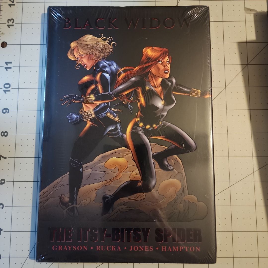 Black Widow by Devin Grayson, Hardcover | Pangobooks