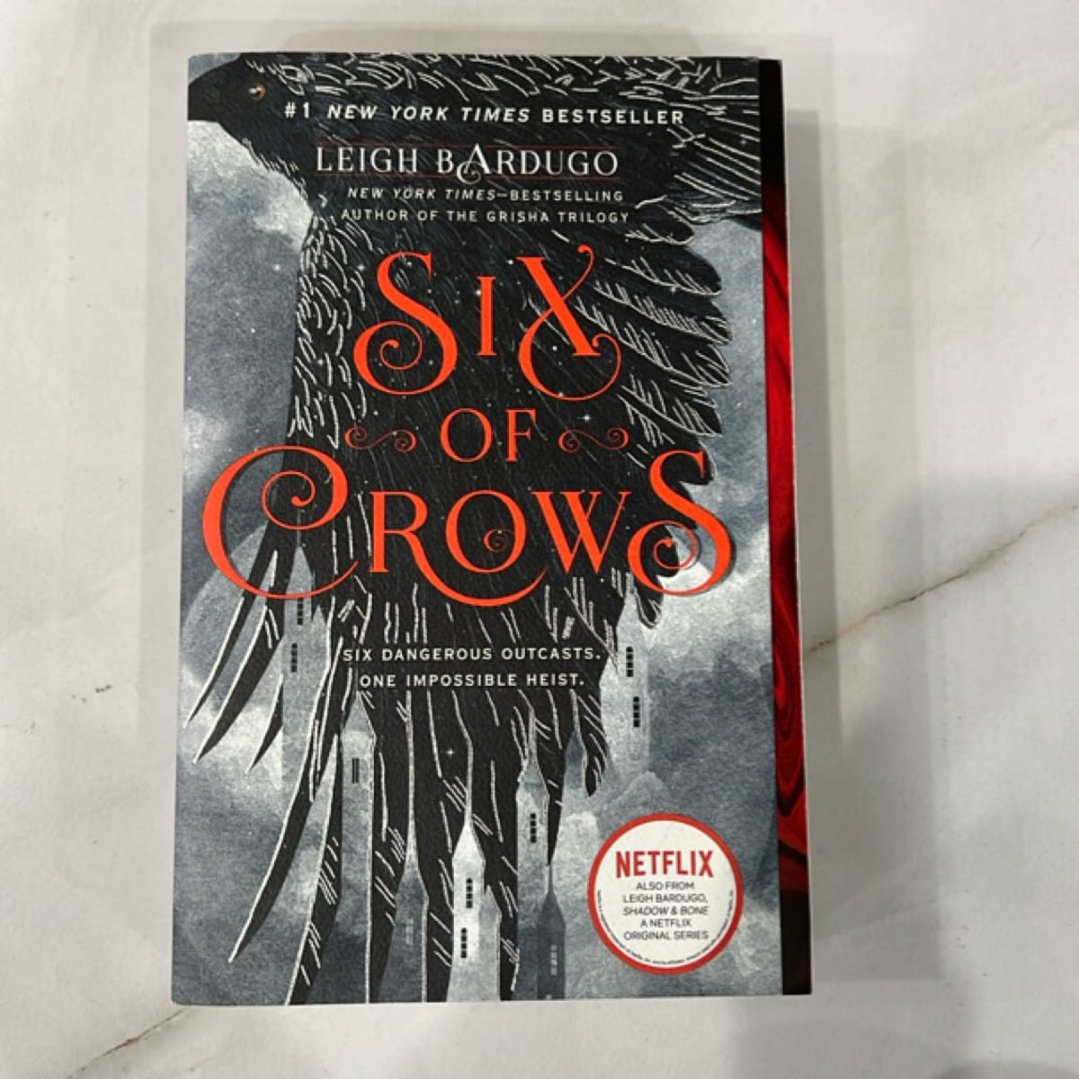 Six of Crows by Leigh Bardugo, Paperback | Pangobooks