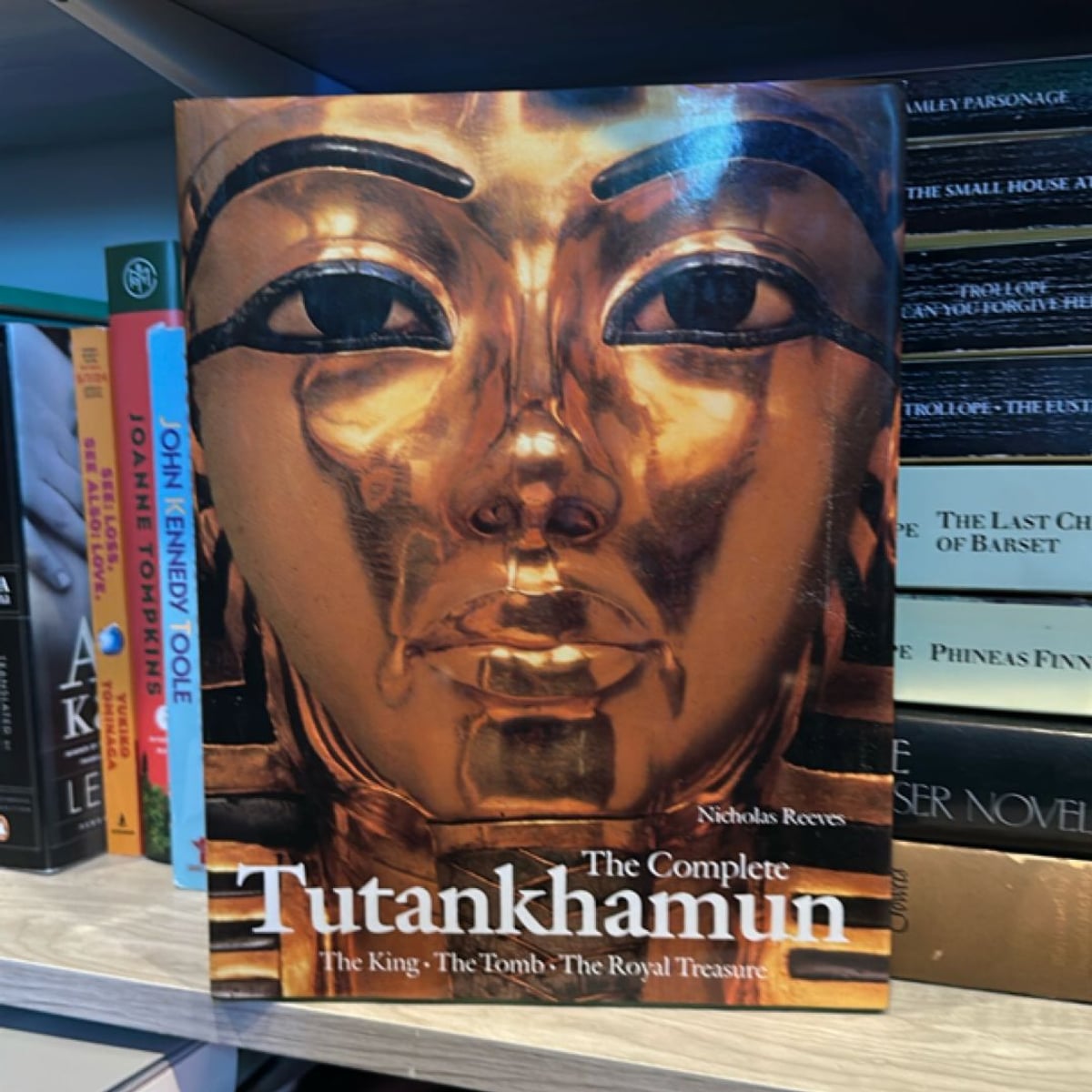 The Complete Tutankhamun by Nicholas Reeves