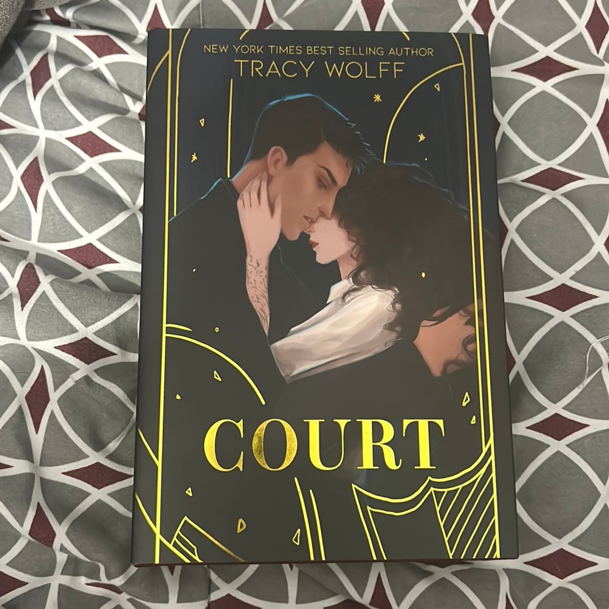 Court by Tracy Wolff, Hardcover | Pangobooks