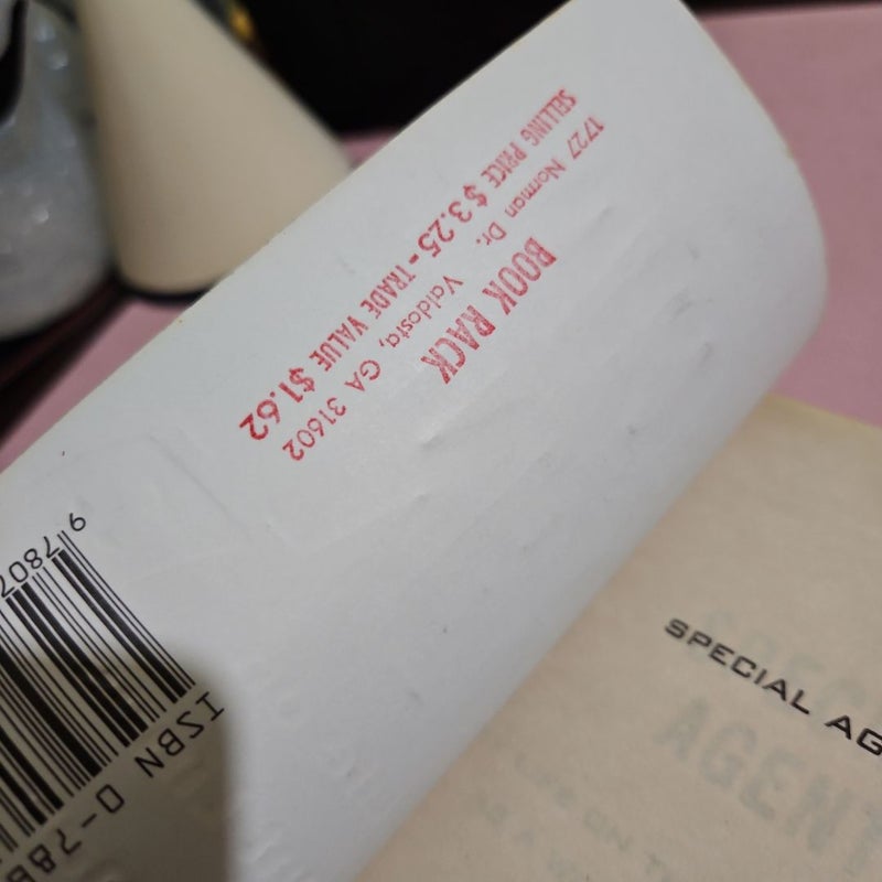 Special Agent by Candice DeLong, Elisa Petrini