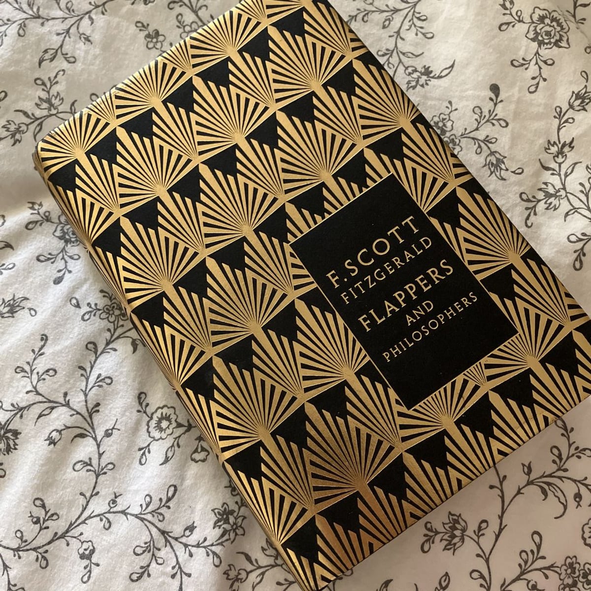 Modern Classics Flappers and Philosophers by F. Scott Fitzgerald