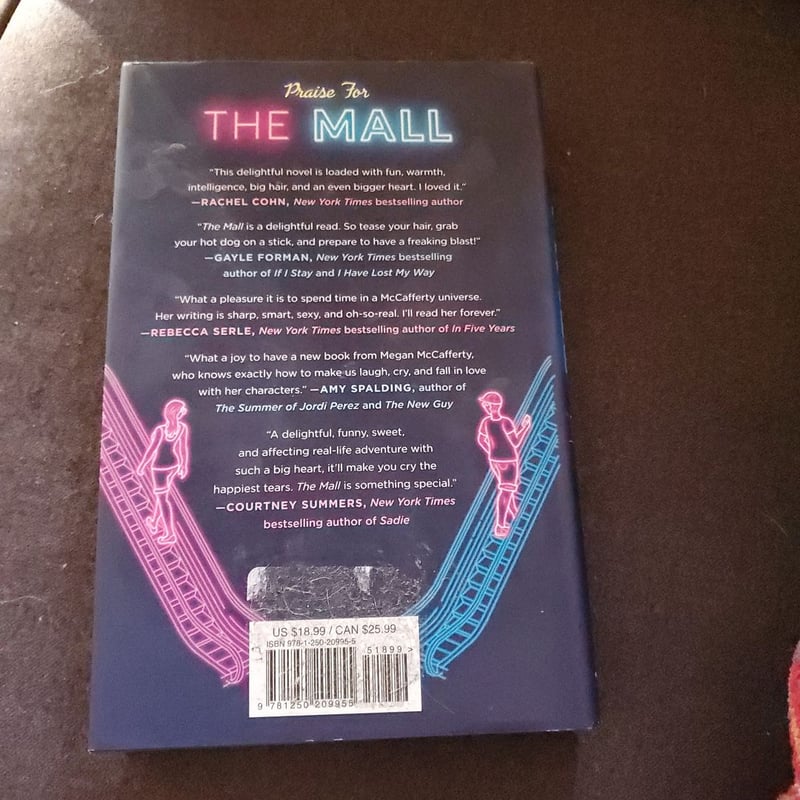 The Mall by Megan McCafferty, Hardcover | Pangobooks