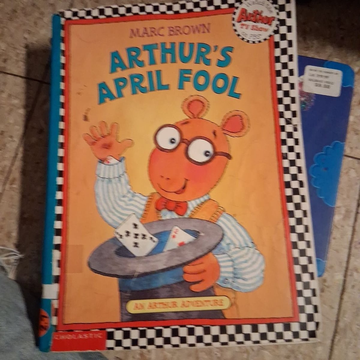 Arthur's April fool by Mark Brown, Paperback | Pangobooks