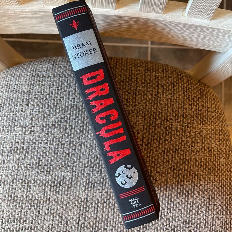 Dracula by Beam Stoker , Paperback | Pangobooks
