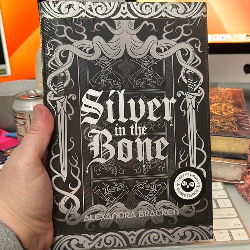 Silver in the Bone by Alexandra Bracken, Hardcover | Pangobooks