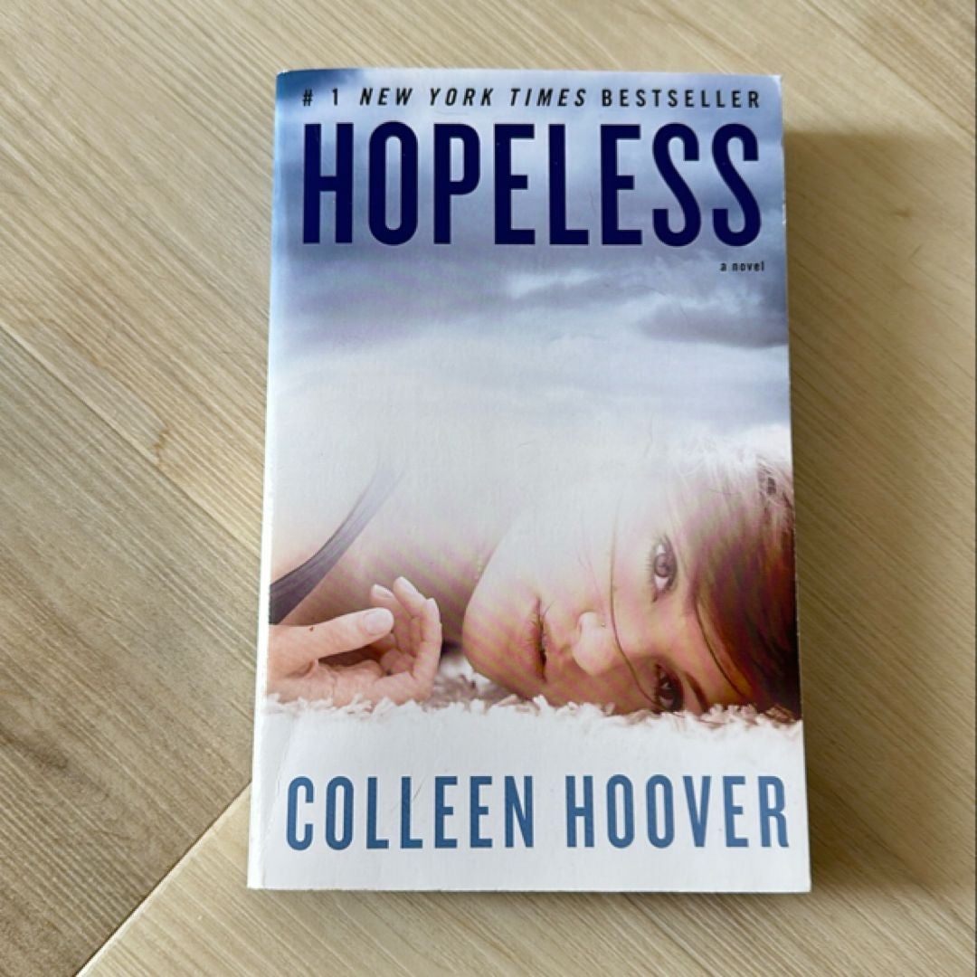Hopeless by Colleen Hoover, Paperback | Pangobooks