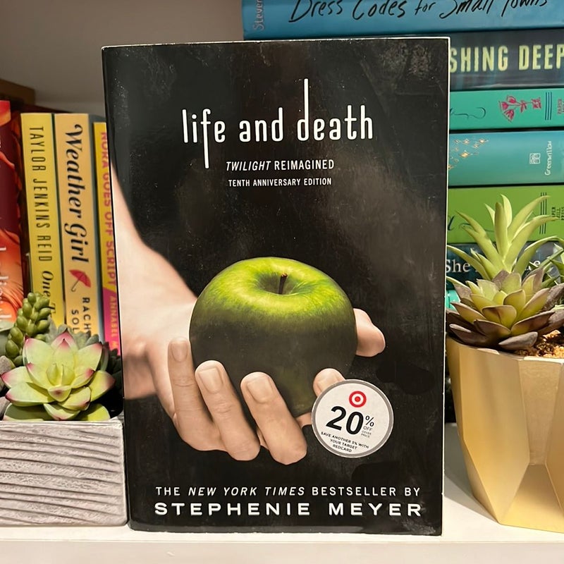 Life and Death: Twilight Reimagined by Stephenie Meyer, Paperback ...