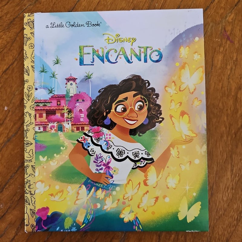 Disney Encanto Little Golden Book (Disney Encanto by Naibe Reynoso