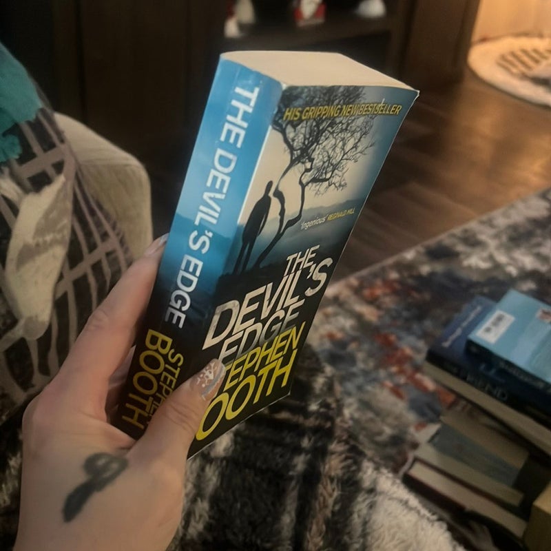 The Devil's Edge by Stephen Booth