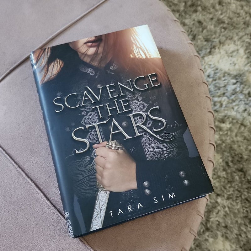 Scavenge the Stars by Tara Sim, Hardcover | Pangobooks