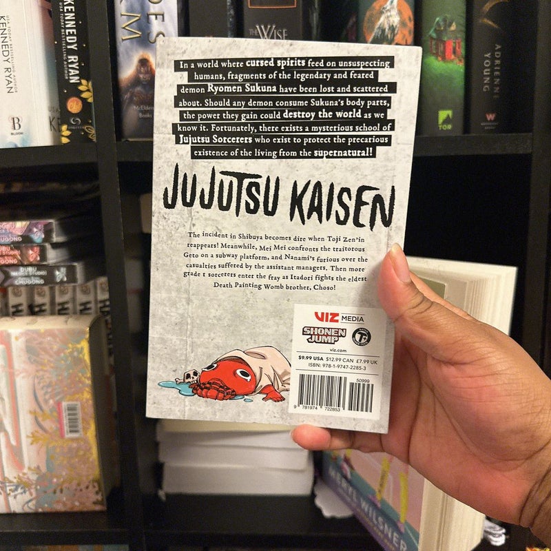 Jujutsu Kaisen, Vol. 12 by Gege Akutami, Paperback | Pangobooks