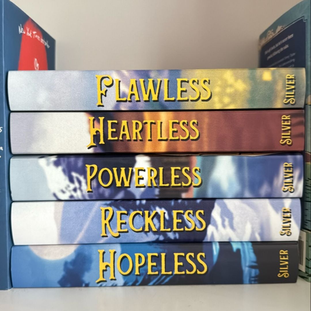 Chestnut Springs Series Foxglove Special Edition by Elsie Silver, Paperback | Pangobooks