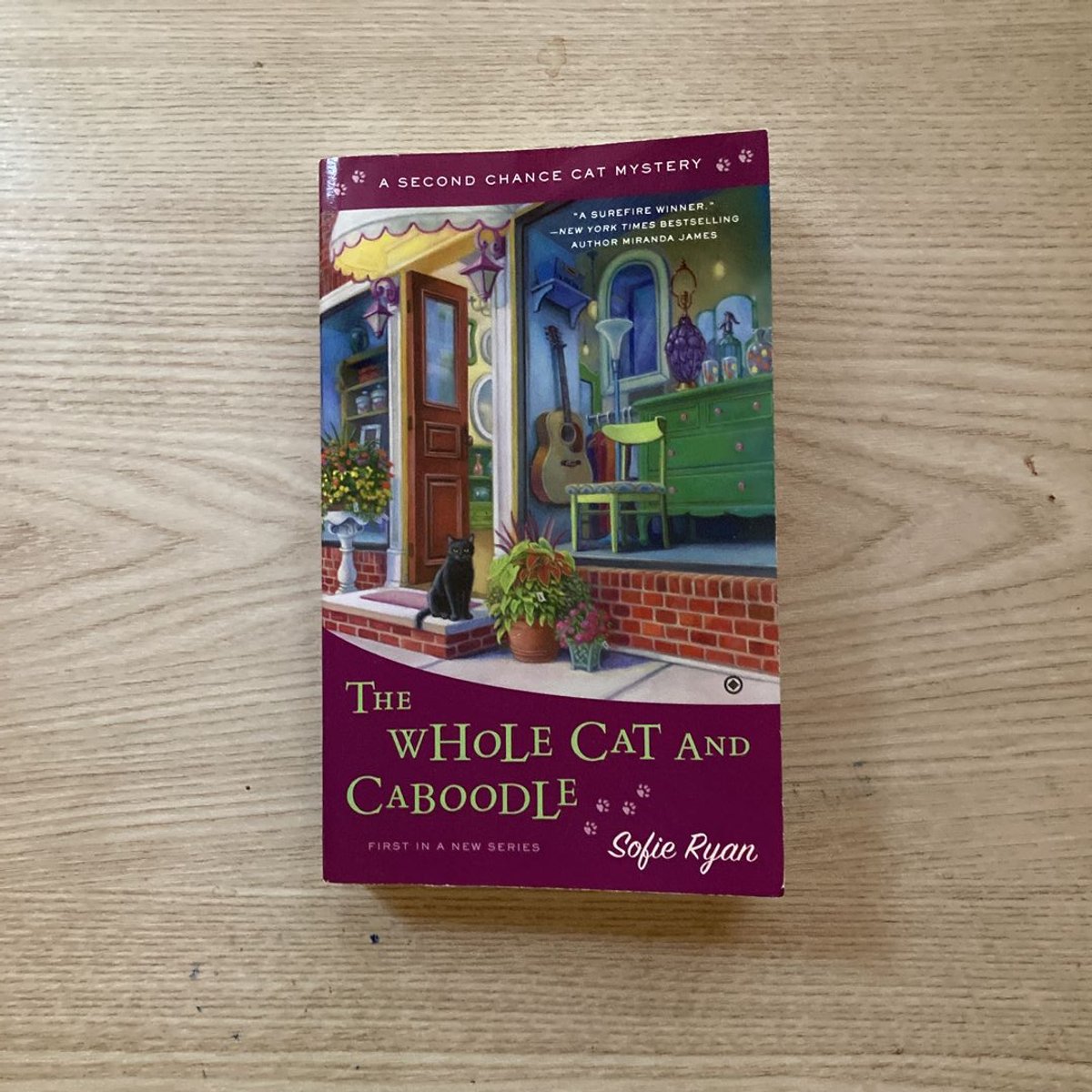 The Whole Cat and Caboodle by Sofie Ryan, Paperback | Pangobooks
