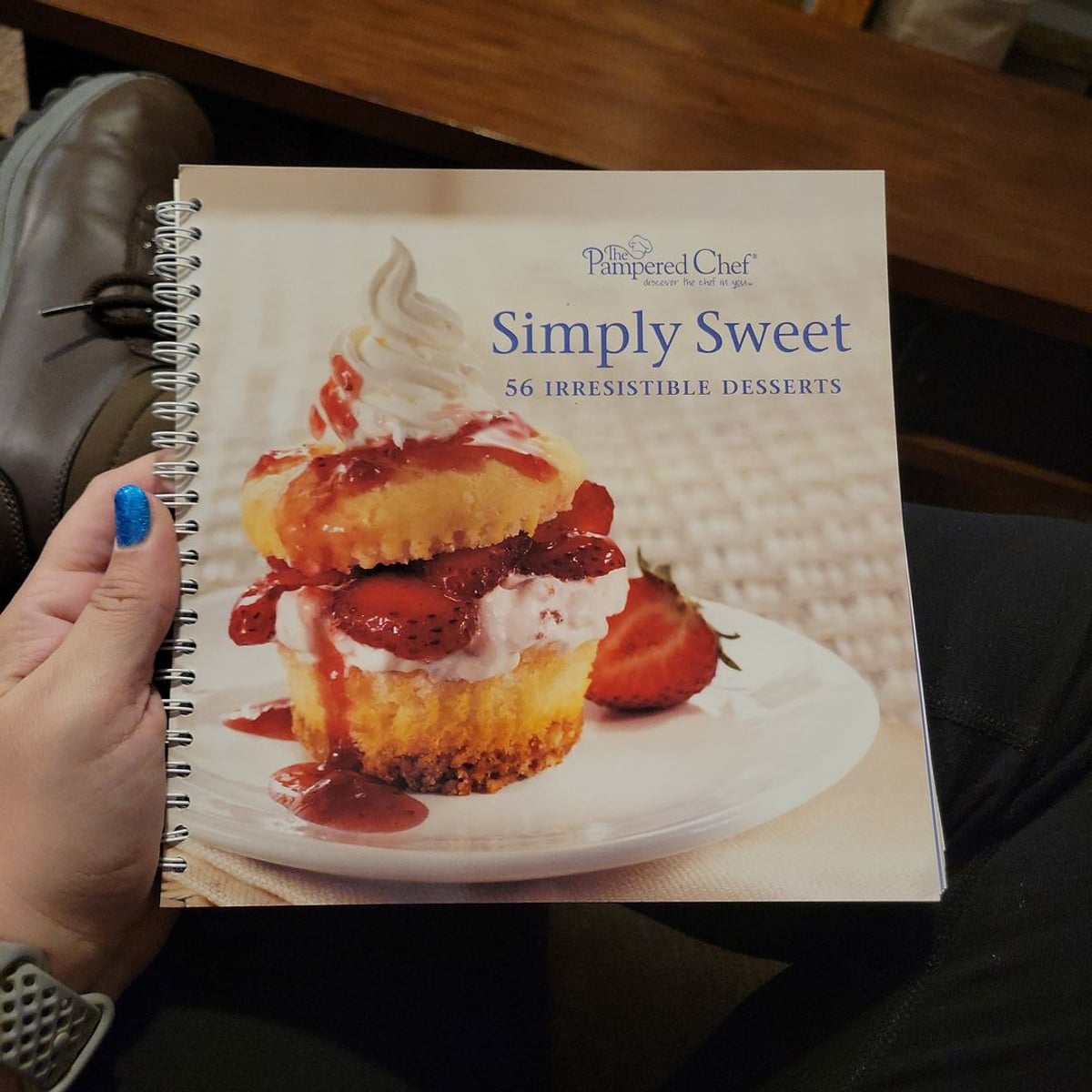 Simply sweet 56 irresistible desserts by The pampered chef , Paperback ...
