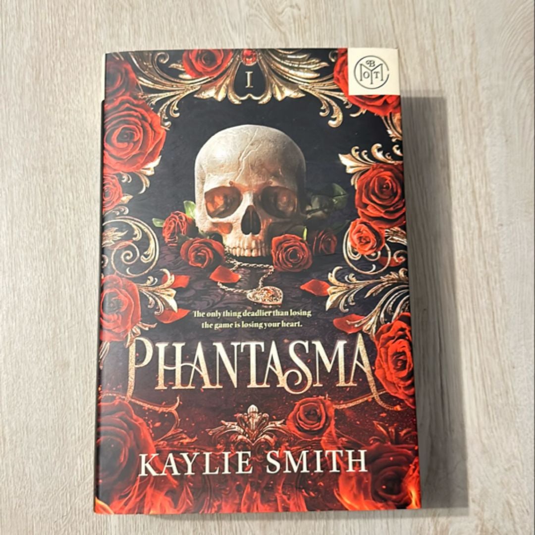 Phantasma by Kaylie Smith, Hardcover | Pangobooks