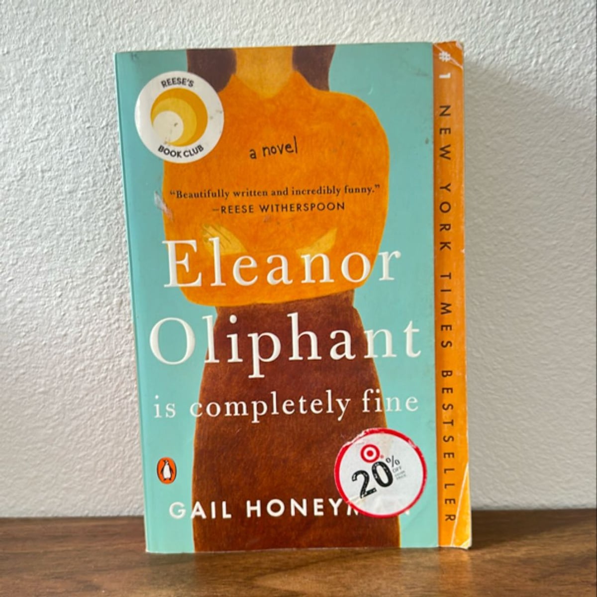 Eleanor Oliphant Is Completely Fine by Gail Honeyman, Paperback ...