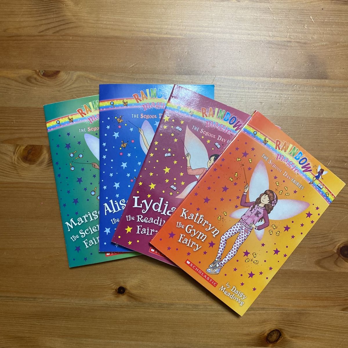 Alison the Art Fairy by Daisy Meadows