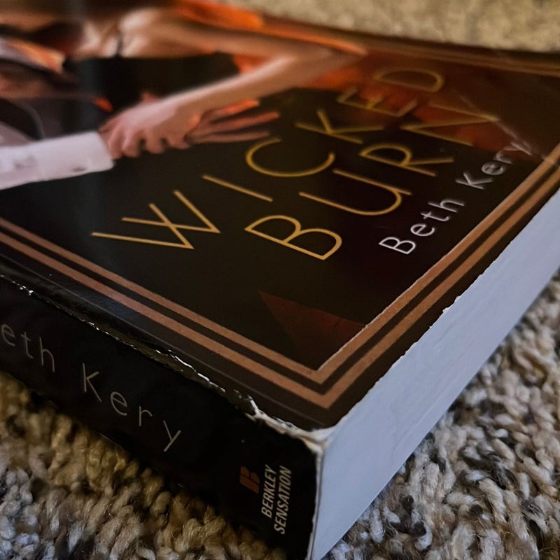 Wicked Burn by Beth Kery