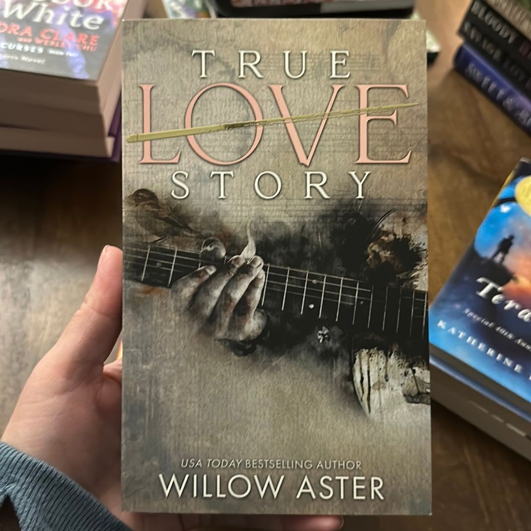 True Love Story by Willow Aster, Paperback | Pangobooks