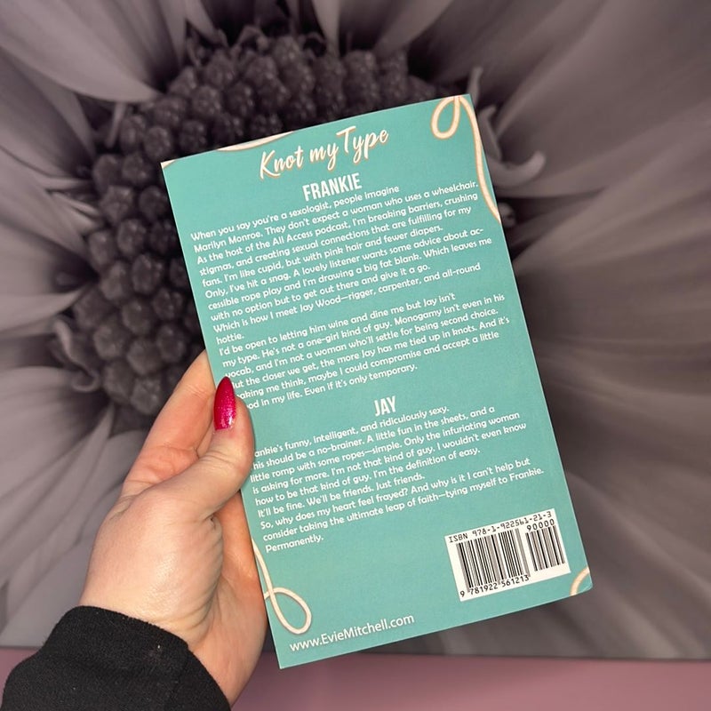 Knot My Type by Evie Mitchell, Paperback | Pangobooks