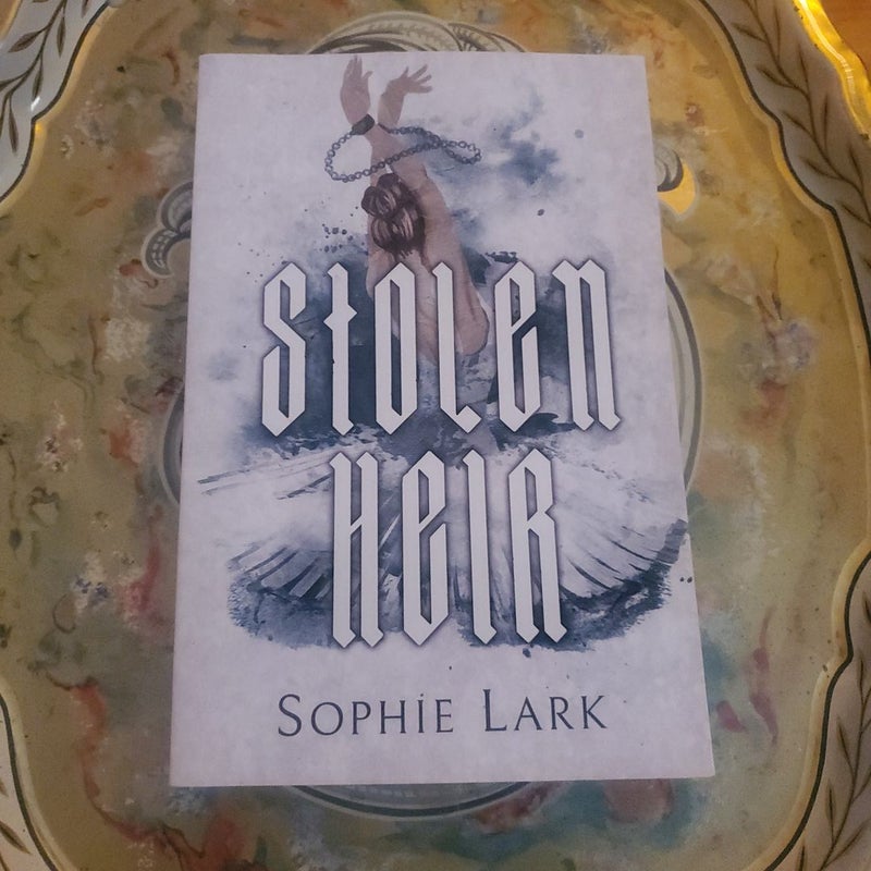 Stolen Heir by , Paperback | Pangobooks