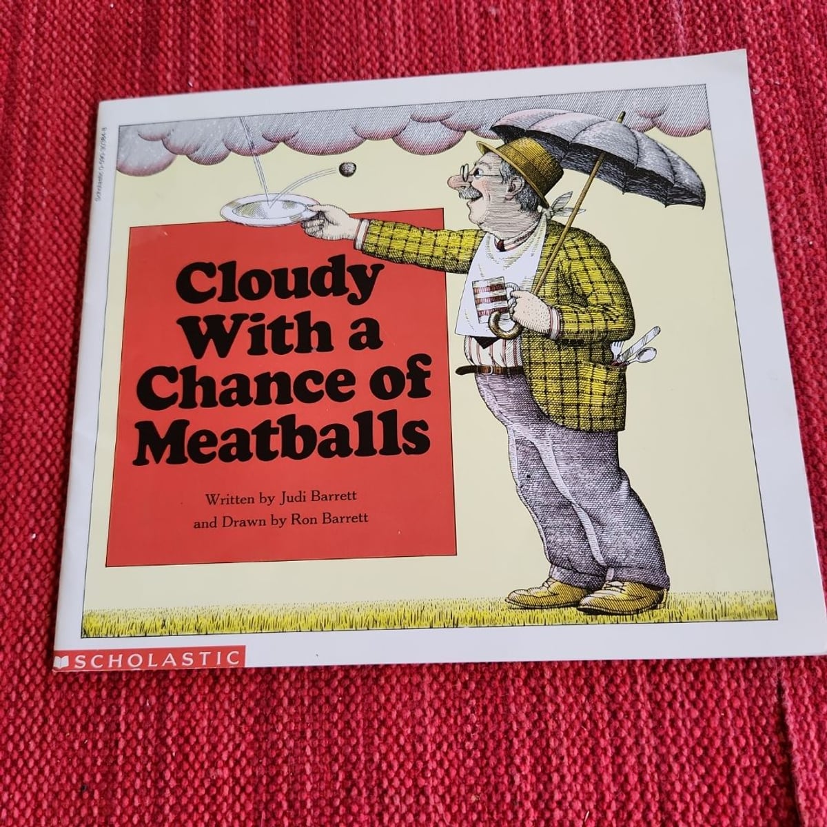 Cloudy with a Chance of Meatballs by Judith Barrett, Ron Barrett