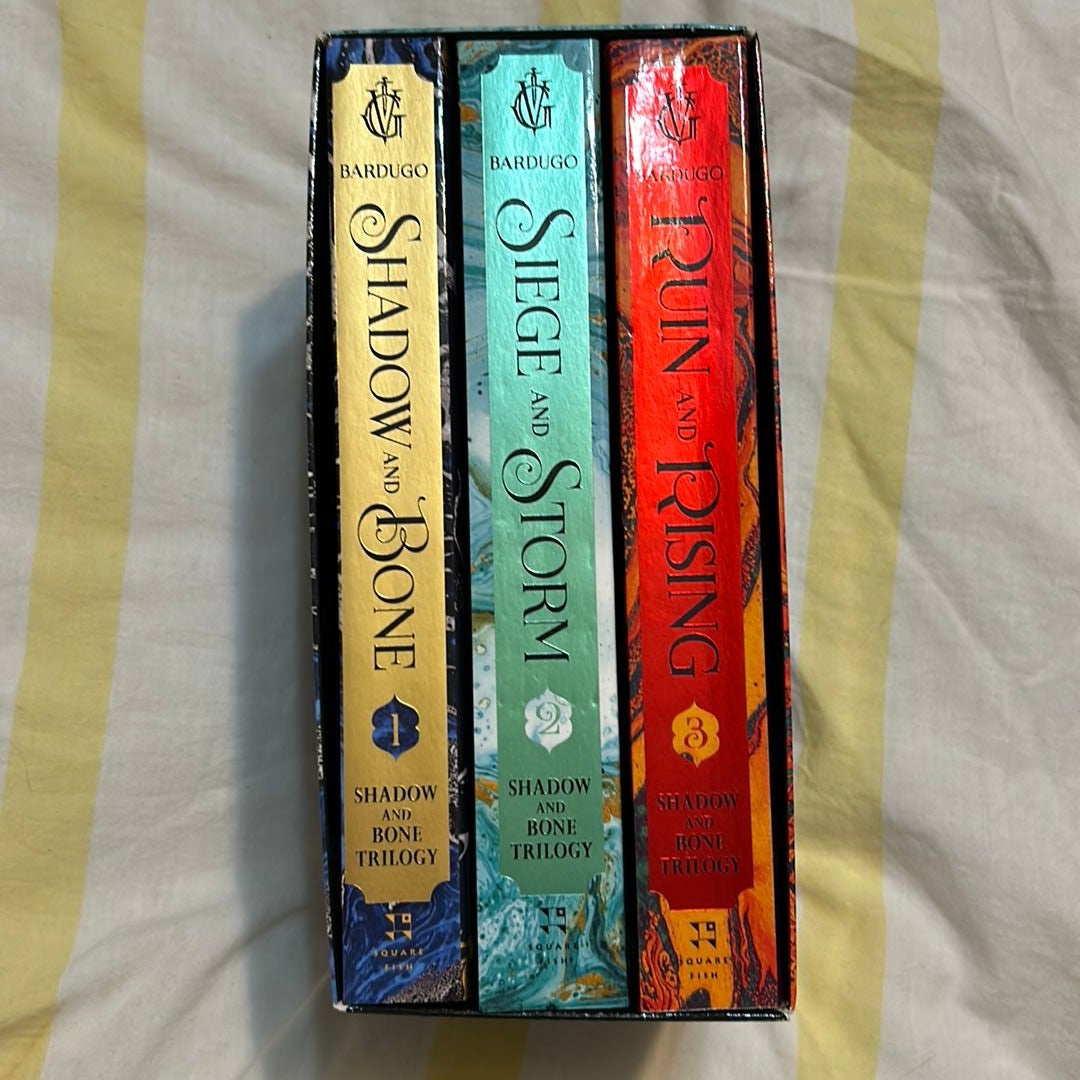 The Shadow and Bone Trilogy Boxed Set by Leigh Bardugo