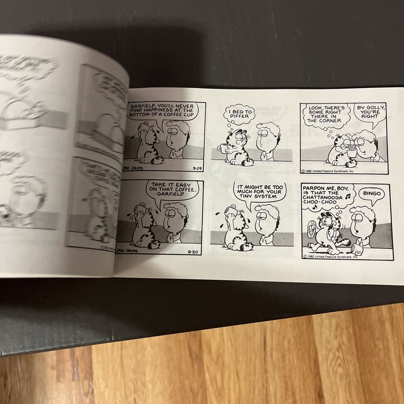 Garfield Tips the Scales