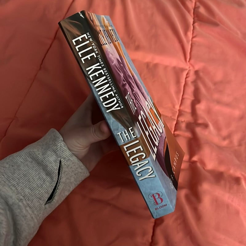 The Legacy by Elle Kennedy, Paperback | Pangobooks