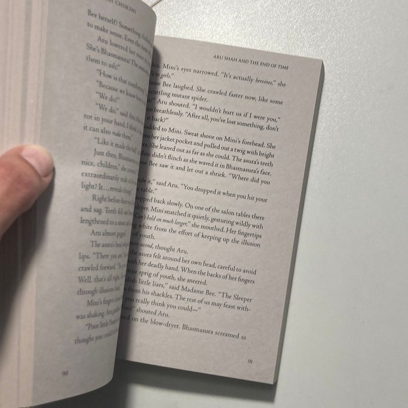 Aru Shah and the End of Time (a Pandava Novel, Book 1) by Roshani Chokshi